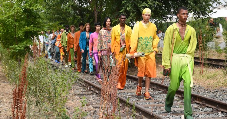 エトロ新CEO「国単位で最大市場の日本は、顧客の平均年齢が最も高い。若返りを狙う」 - WWDJAPAN