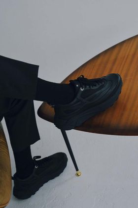 「OAO」のファーストモデルがサステナブルに進化 コーティング加工サービスも開始 - WWDJAPAN