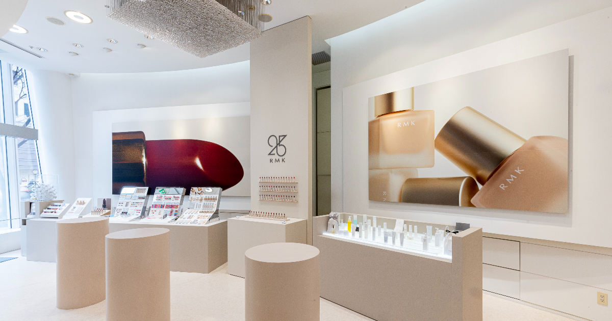 「RMK」ブランド誕生25周年 青山本店で期間限定ポップアップを開催 - WWDJAPAN