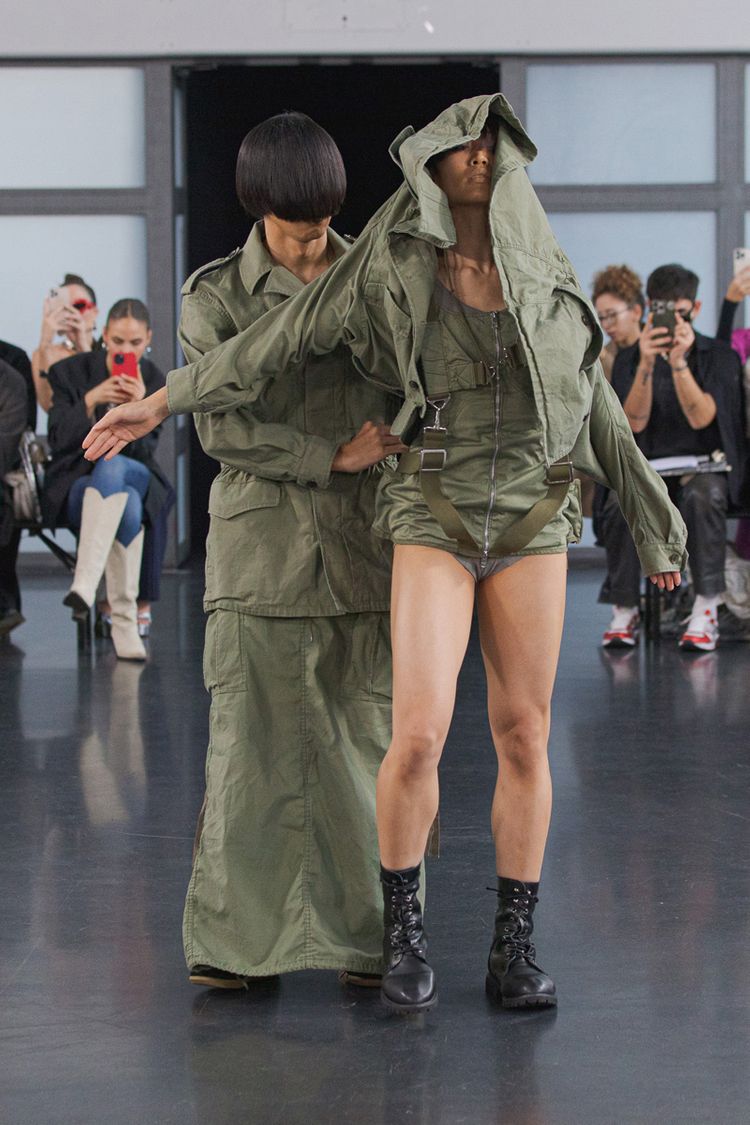 「ビューティフルピープル」は独自のコンセプトを探求しつつ、調和や平和を表現 パリコレで勝負する日本人デザイナーVol.11 - WWDJAPAN