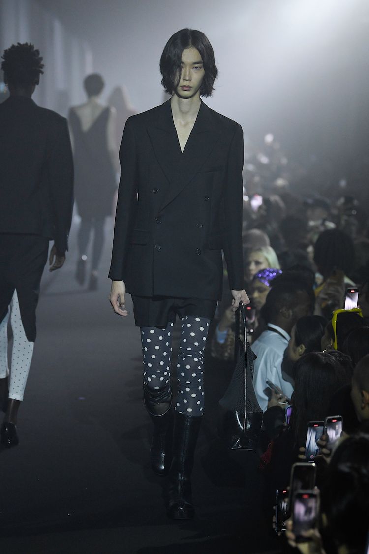 バイト感覚で始めたモデル 現役大学生の源大がトップメゾンのショーを歩くまで Youth in focus Vol.9 - WWDJAPAN