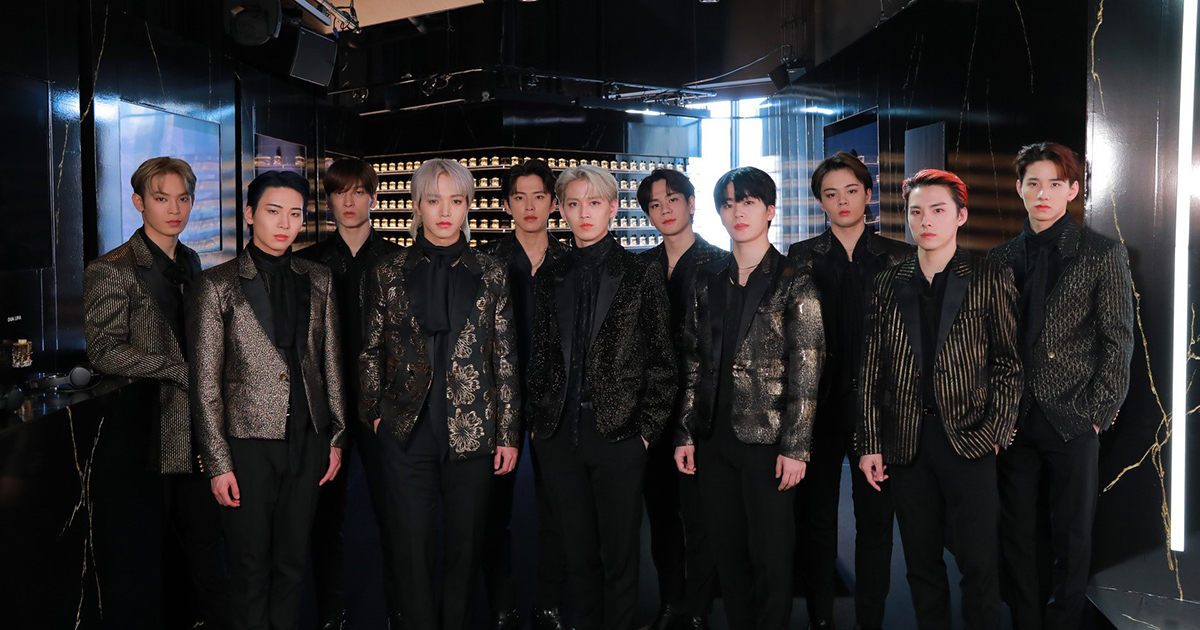 「YSL」の“リブレ”イベントにJO1が来場 メンバーがコンテンツを堪能する姿が到着 - WWDJAPAN