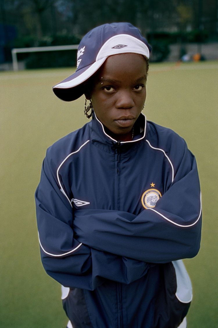 「パレス スケートボード」が「アンブロ」の100周年を祝したコラボコレクションを発売 - WWDJAPAN