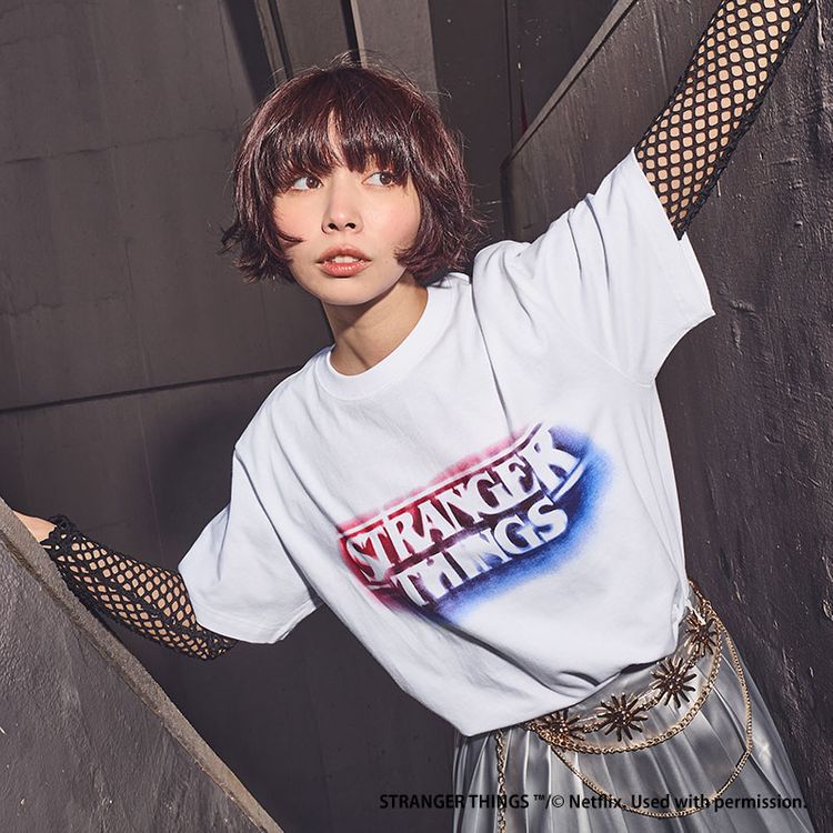 「プラザ」×「ストレンジャー・シングス」第3弾はTシャツとキャップを用意 - WWDJAPAN