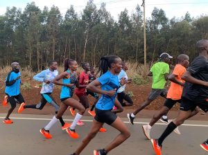 アシックス、ランニングシューズの「頂上」を奪還せよ - WWDJAPAN