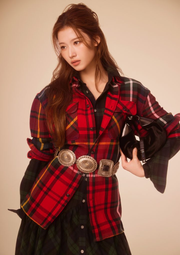 TWICE・SANAが「ポロ ラルフ ローレン」で誘う、ラグジュリアス・ホリデー （PR）- WWDJAPAN