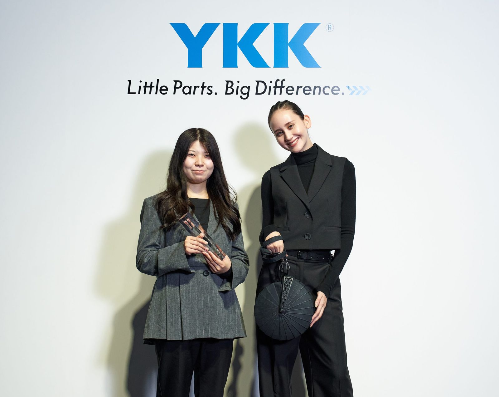 YKKファスニングアワード、グランプリは大阪文化の岩野蓮祐さんと文化服装学院のラ・ショウカさん - WWDJAPAN