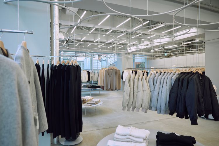 「無印良品」の原点に回帰、25年春夏コレクションを解剖 「MUJI Labo」という“実験室”の服づくり （PR）- WWDJAPAN