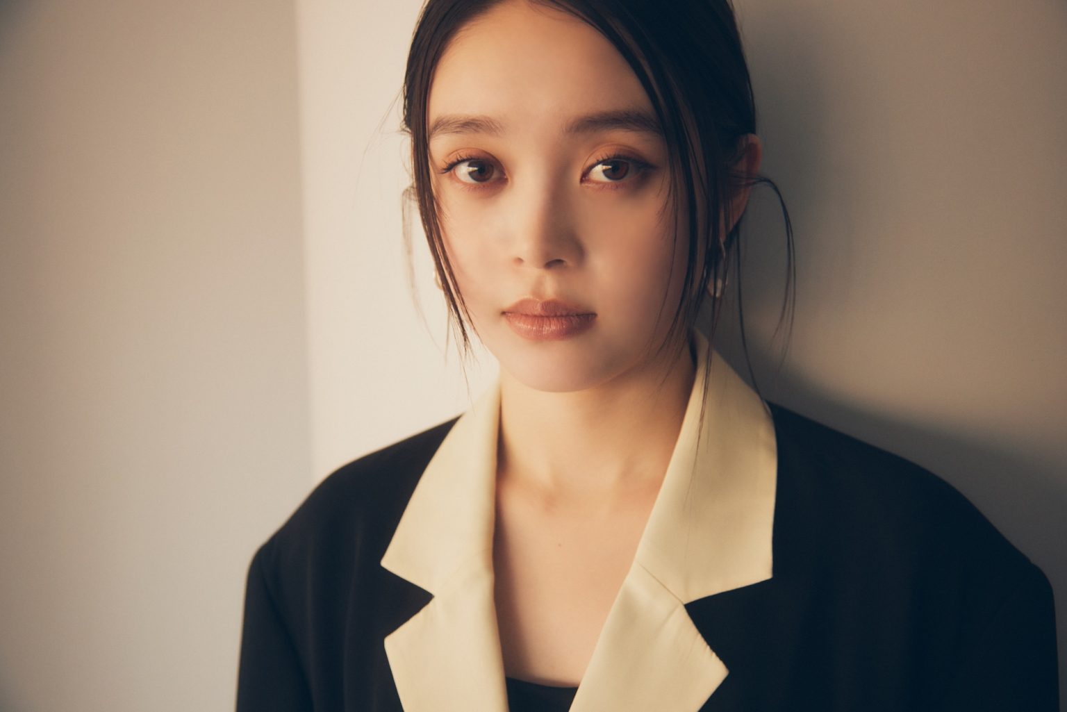 注目の俳優・髙石あかり、初の単独主演作「ゴーストキラー」インタビュー - WWDJAPAN