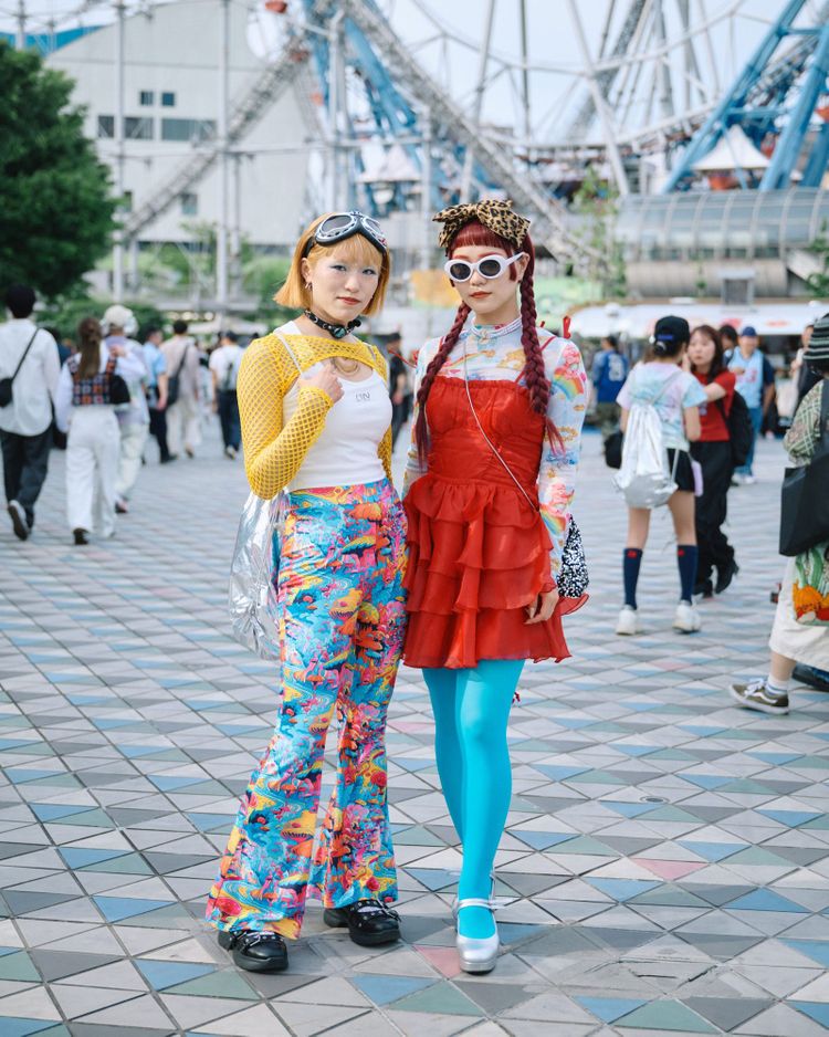 【スナップ】XG東京ドーム公演で“ALPHAZ”をキャッチ！ Y2K×推し色ミックスで「私だけのXGスタイル」を表現 - WWDJAPAN