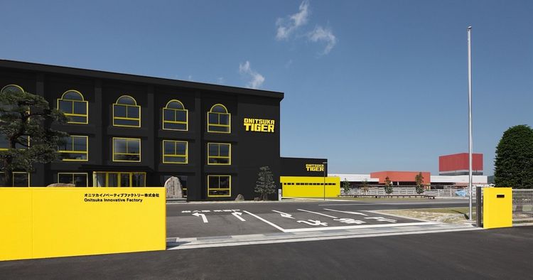 米ブランド管理会社ABGが「チャンピオン」を1800億円で買収 - WWDJAPAN