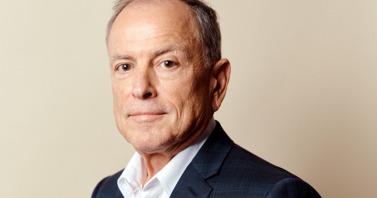 LVMHアルノー会長の“腹心”がアメリカ事業のトップに 重要市場のかじ取りを担う - WWDJAPAN