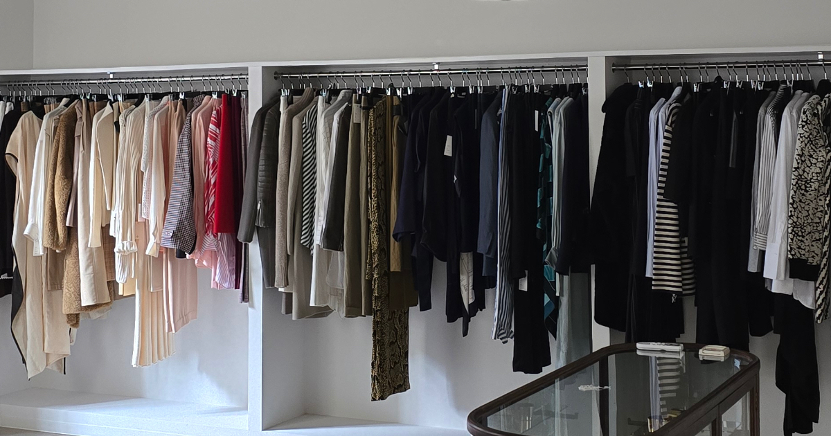 フィービー時代の「セリーヌ」が200点以上 デザイナーズアーカイブがそろう隠れ家的ショップが中央林間にオープン - WWDJAPAN