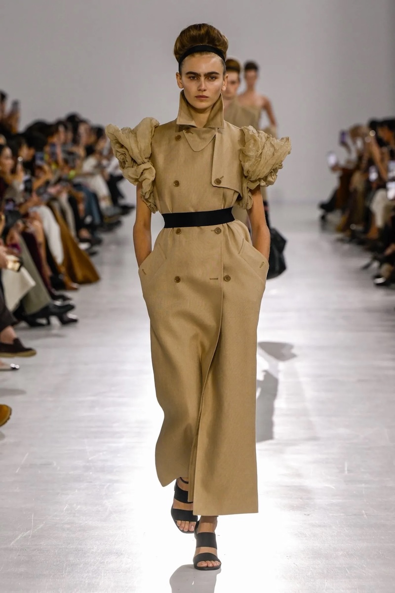 【2026年春夏ミラノコレ日記vol.2】揺るがない「マックスマーラ」の美しさに感嘆、「MM6」が映すマルジェラの原点 - WWDJAPAN