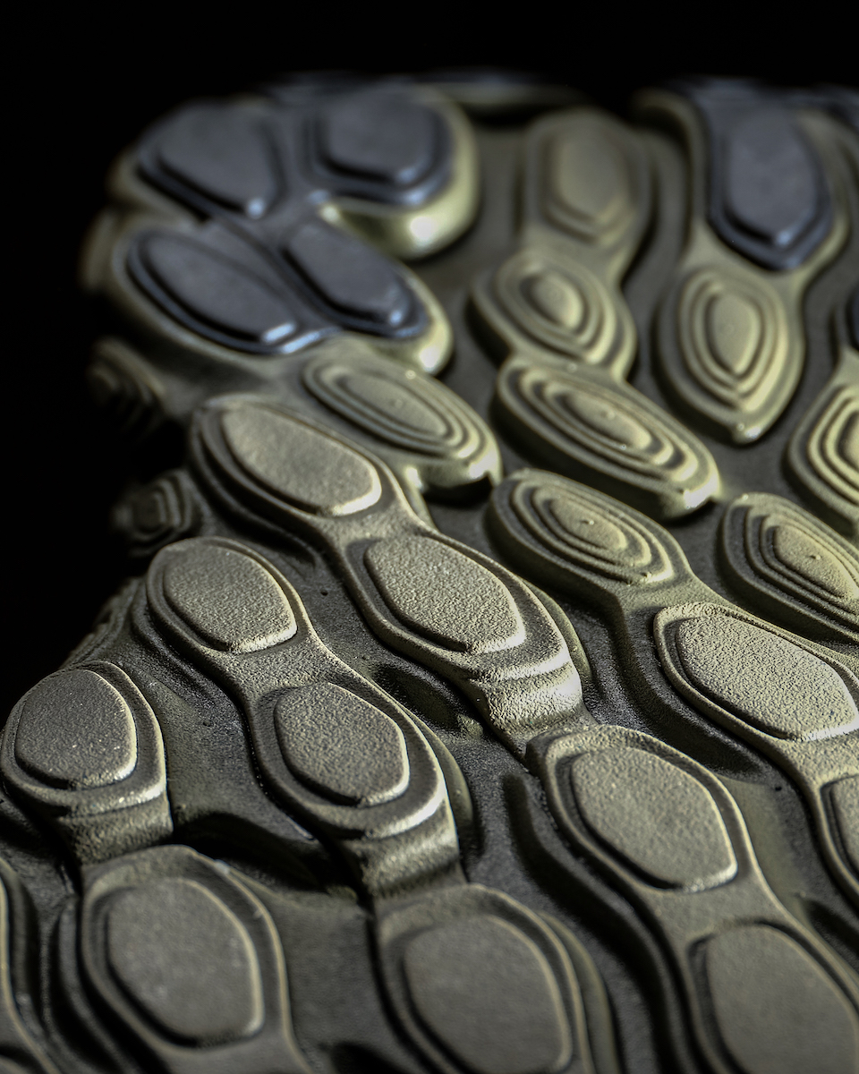 「ニューバランス」とミタスニーカーズおよび「ユナイテッドアローズ＆サンズ」の別注スニーカー“フレッシュ フォーム トレーナー” が誕生 - WWDJAPAN