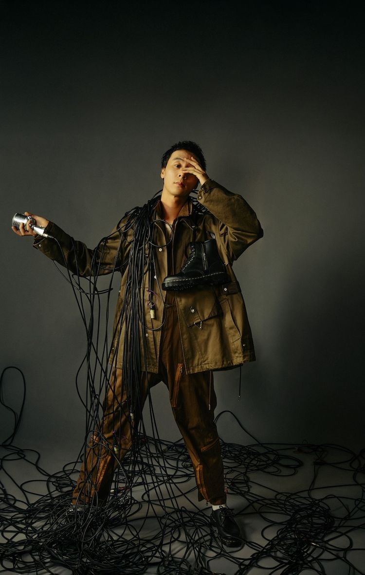 「ドクターマーチン」のビジュアルにSuchmosのYONCEが登場 日本限定コレクションで - WWDJAPAN